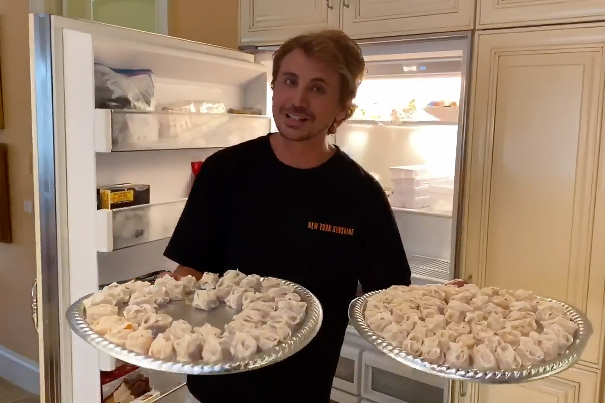 Foodgod Jonathan Cheban flaunts lavish catered lunch during quarantine