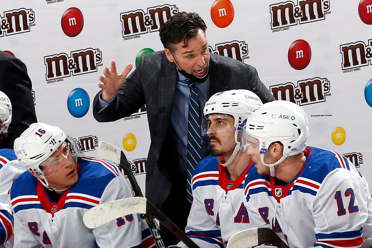 David Quinn returns to Rangers’ bench after COVID-19 absence