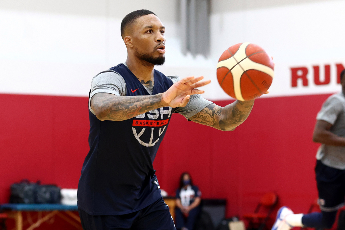 New Damian Lillard trade rumors swirling with Knicks in anxious pursuit