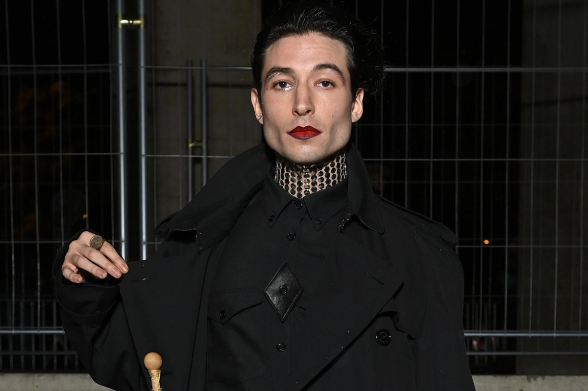 Ezra Miller is accused of harboring three kids and their mother at a ...