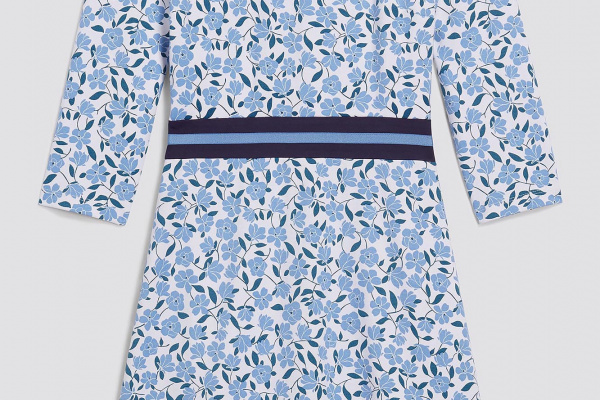 Reese Witherspoon’s Draper James label giving free dresses to teachers