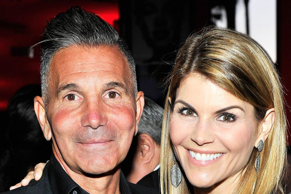 Lori Loughlin and Mossimo Giannulli: A Timeline of Their Relationship